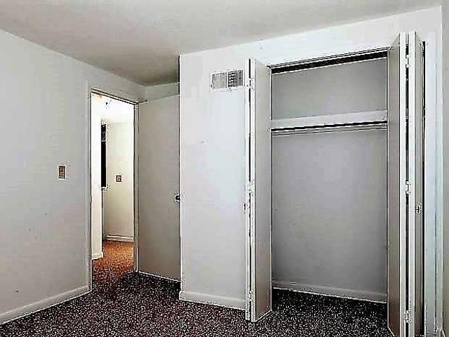 Nashua Investors 2 Bedroom Apartment for Rent at 105 Spit Brook Road, Nashua, NH 03062