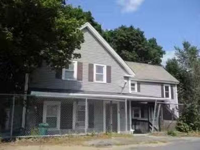 Nashua St
