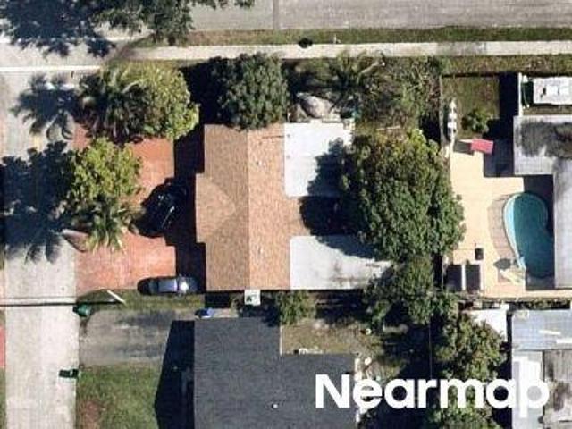 Nassau Dr