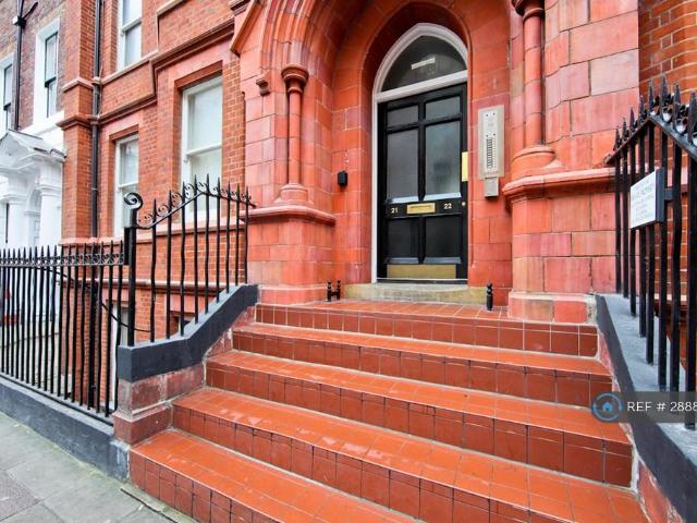 Nassau Street, Fitzrovia, W1W 2 bed flat to rent £3,500 pcm £808 pw