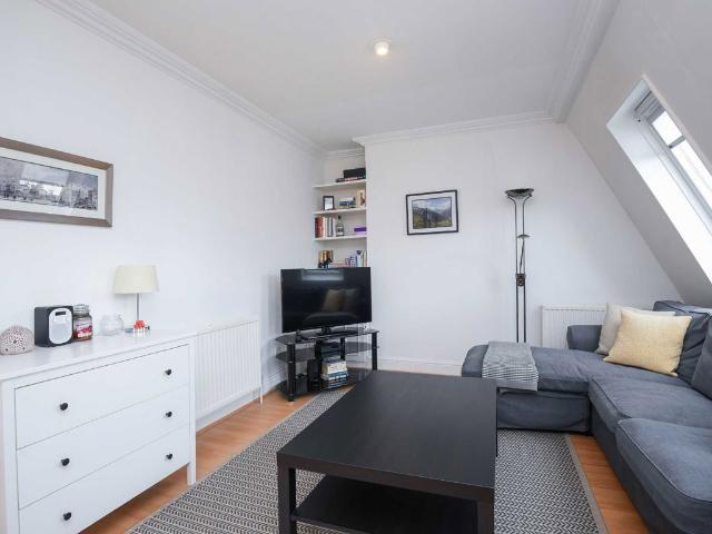 Nassington Road, London NW3, 2 bed flat to rent, £3,000 pcm | PrimeLocation