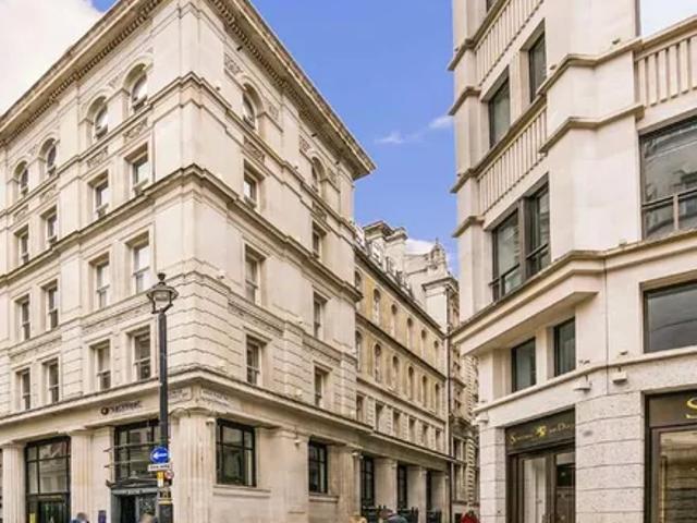 NatWest, Piccadilly, London, W1J 0LA, United Kingdom | 1 bed apartment for rent #140395923 | Rentberry