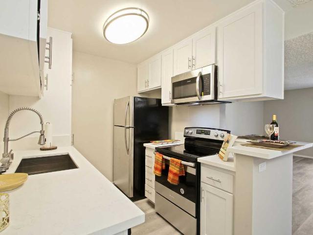 Natick Park 2 Bedroom Apartment for Rent at 4701 Natick Ave, Los Angeles, CA 91403 Sherman Oaks