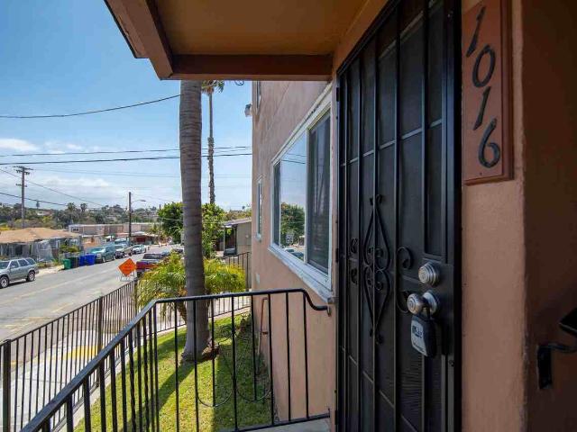 National Ave. Apartments in The Heart of San Diego! 2 Bedroom Apartment for Rent at 3933 National Ave, San Diego, CA 92113 Southcrest