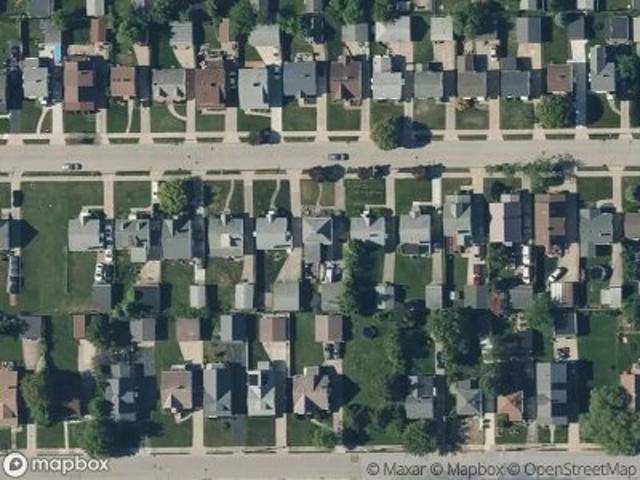 Naumann Ave