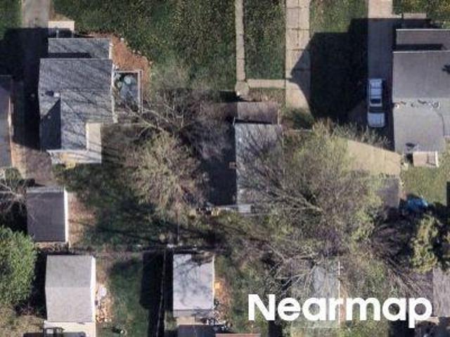 Naumann Ave