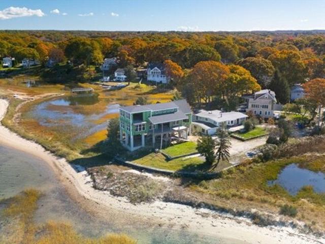 Navajo Rd, Bourne, Home For Sale