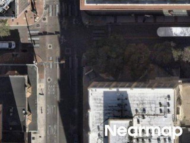 Navarro St
