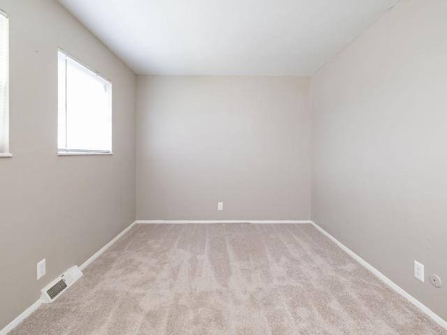 Naveen Pine Townhomes 4 Bedroom Apartment for Rent at 1210 Vista Ct, Evansville, IN 47710