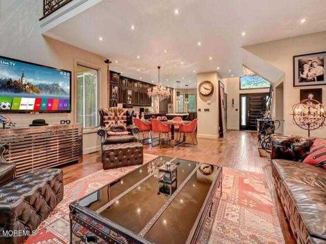 Navesink Ct, Holmdel, Home For Sale