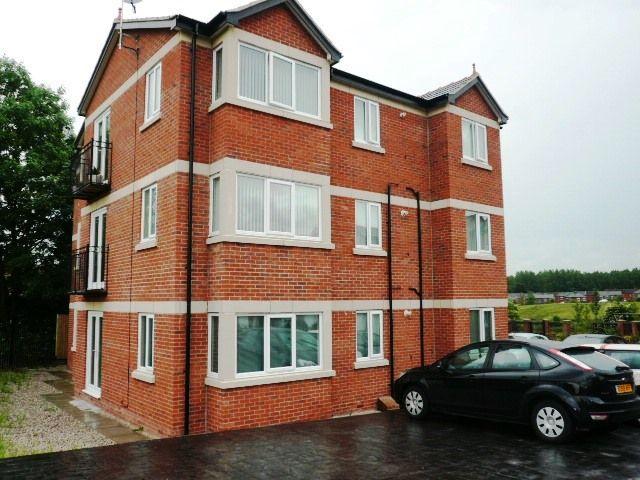 Navigation Bank, Standish Lower Ground, Wigan WN6, 2 bed flat to rent, £775 pcm | PrimeLocation