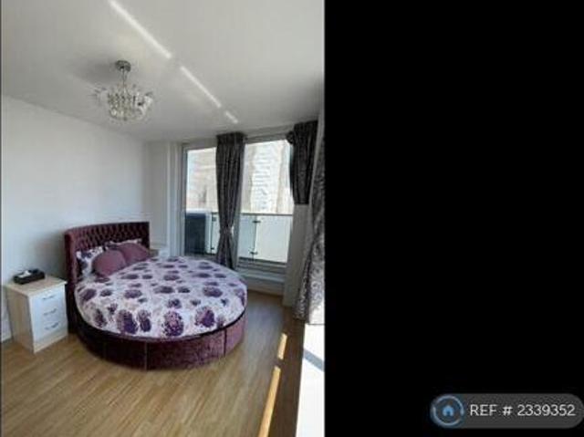 Navigation Court, London, 3 Bedroom Flat