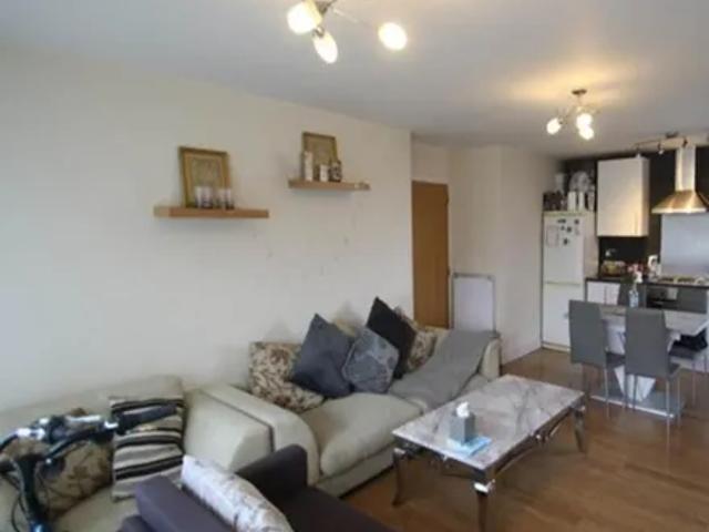 Navigation Court, 1 Gallions Road, London, E16 2QL, United Kingdom | 2 bed apartment for rent #138931946 | Rentberry