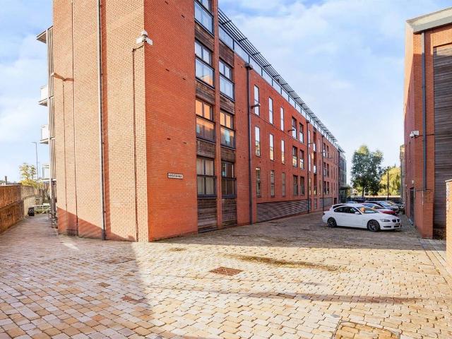Navigation Walk, Wakefield WF1, 2 bed penthouse to rent, £950 pcm | PrimeLocation