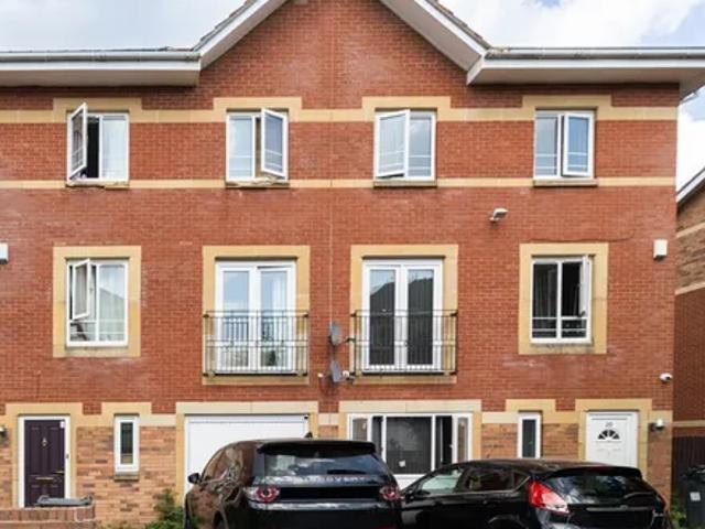 Navigation Way, Birmingham, B18 5RU, United Kingdom | 4 bed townhouse for rent #167869497 | Rentberry