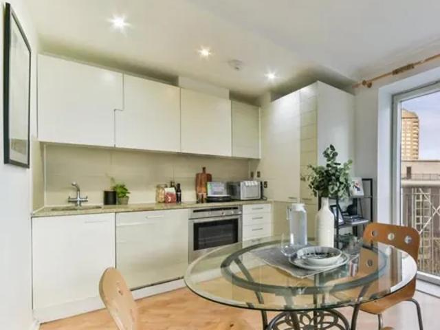 Naxos Building, 4 Hutching's Street, Millwall, London, E14 8JY, United Kingdom | 2 bed apartment for rent #140800368 | Rentberry
