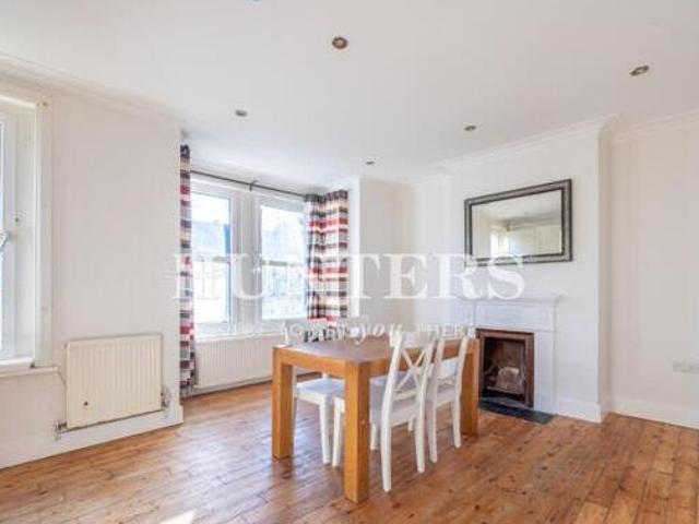 Naylor Road, London, 2 Bedroom Flat