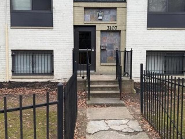 Naylor Rd Se Apt,washington, Condo For Sale