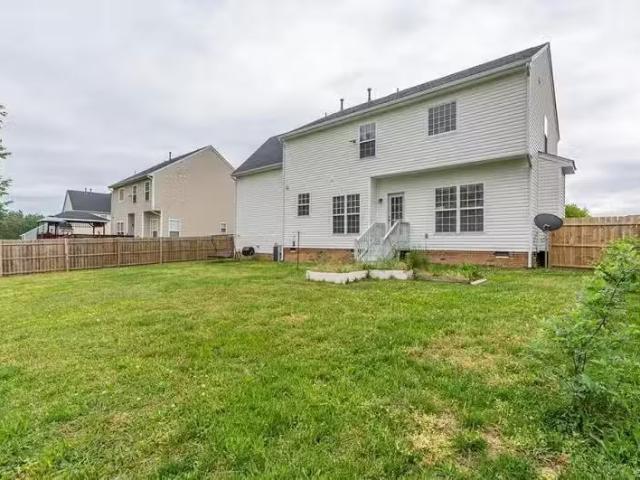 Naylors Blue, CHESTER, VA 23836