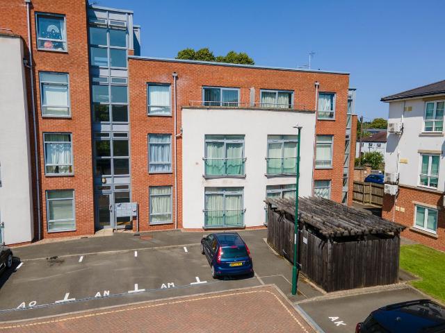 Nazareth Road, Nottingham NG7, 2 bed flat to rent, £1,100 pcm | PrimeLocation
