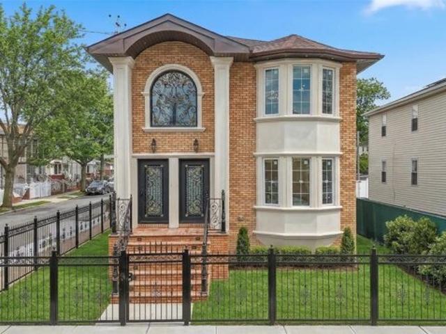 Nd Ave, Jamaica, Home For Sale