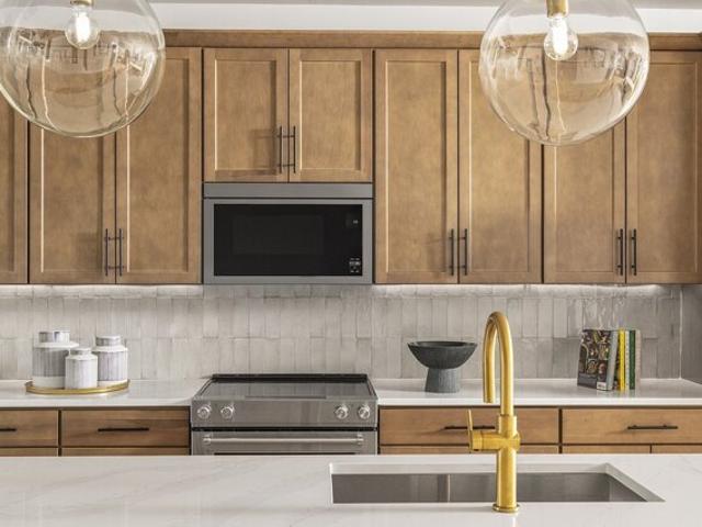 Nd Ave N, Nashville, Flat For Sale