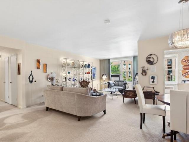 Nd Dr Unit C, Queens, Property For Sale