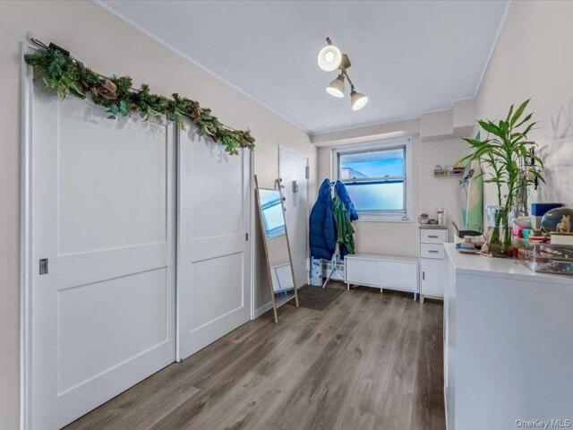 Nd Dr Unit G, Rego Park, Property For Sale