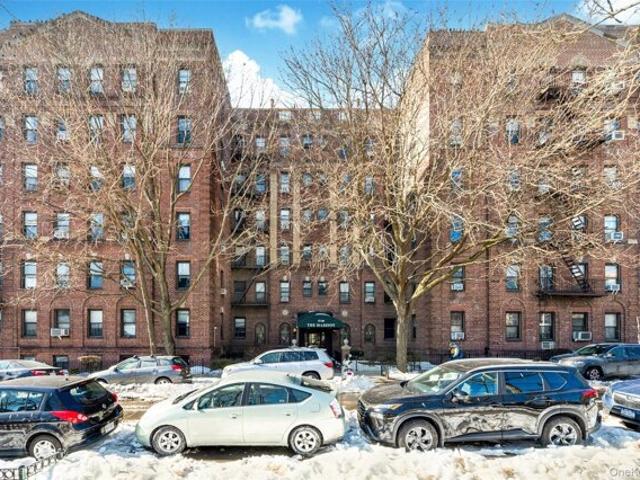 Nd St Unit B, Sunnyside, Property For Sale