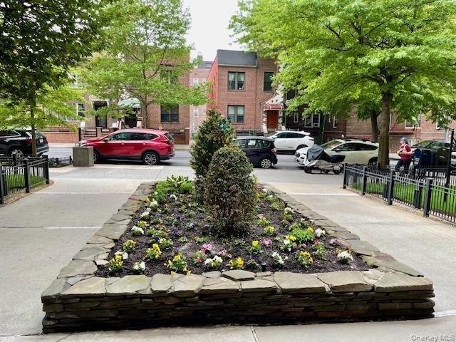 Nd St Unit E, Woodside, Property For Sale