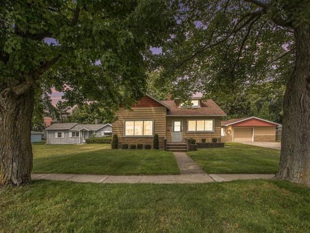 Nd St, Manistee, Home For Sale