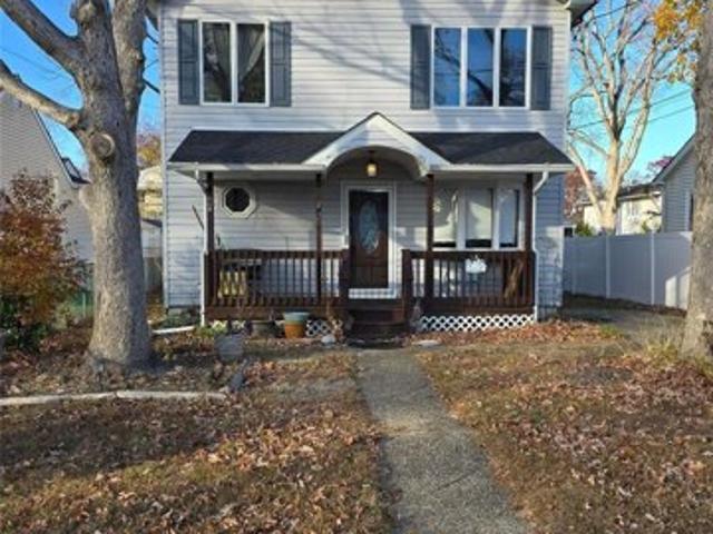 Nd St, Ronkonkoma, Home For Sale