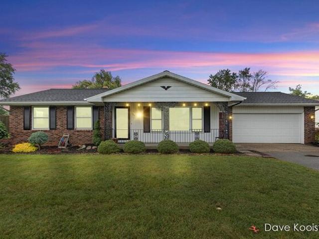 Nd St Se, Kentwood, Home For Sale