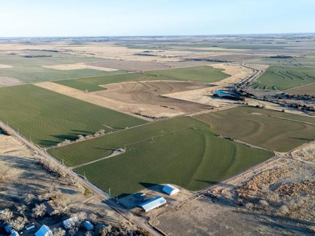 NE 40 Rd, Ellinwood, KS 67526