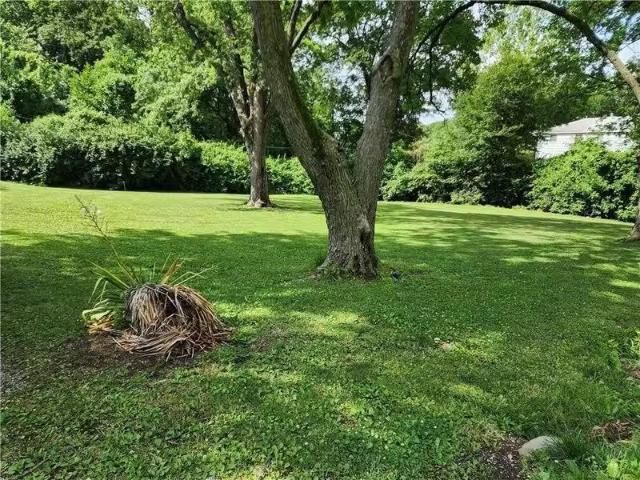 NE 47 Terrace, Kansas City, MO 64117 648893097