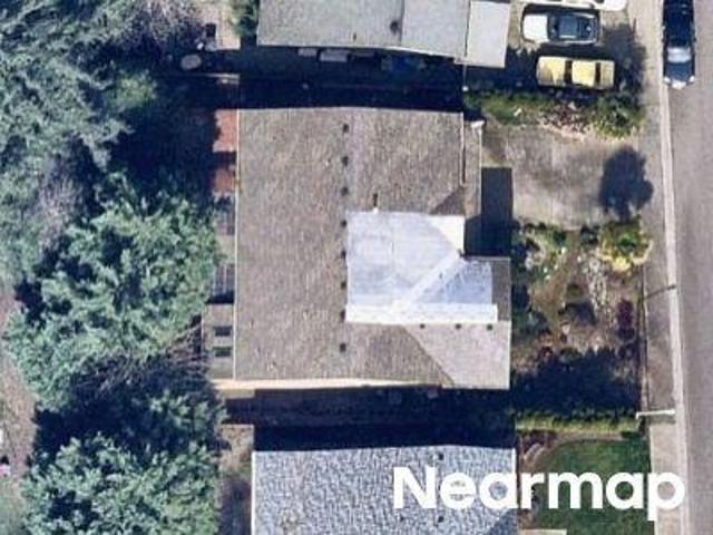 NE 45th Pl