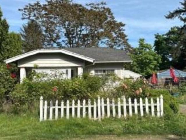 NE 56th Ave