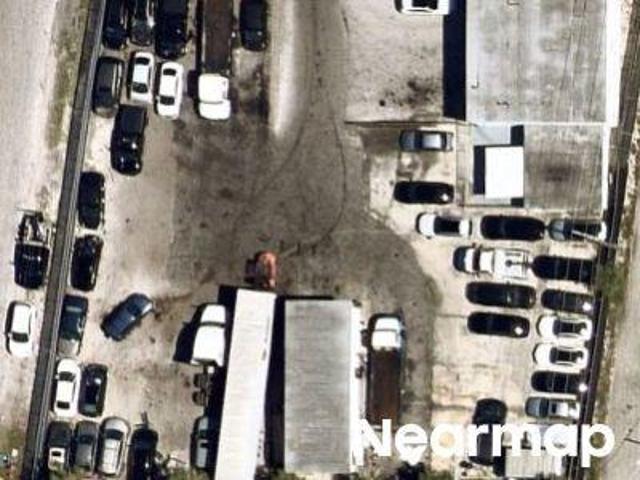 NE 5th Ave