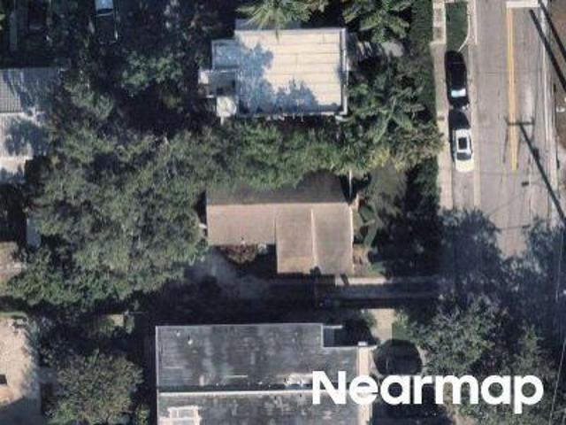 NE 5th Ave