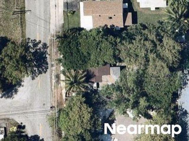NE 5th Ter