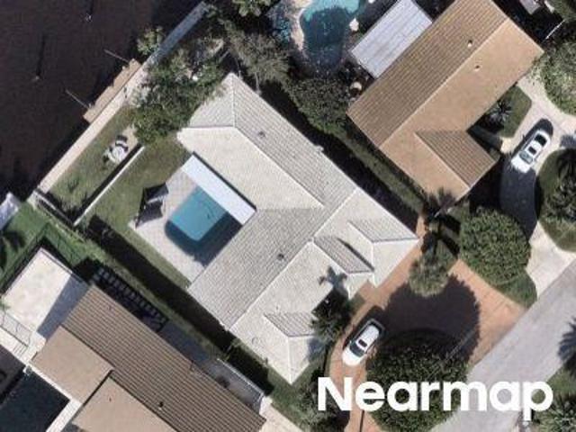 NE 6th Ave