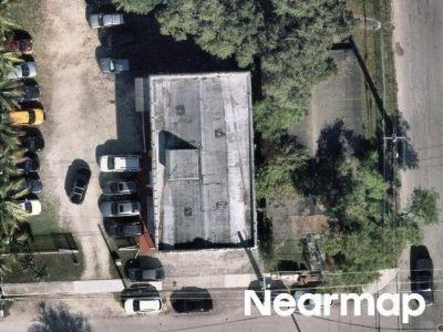NE 78th St
