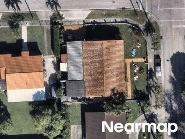 NE 7th Ave