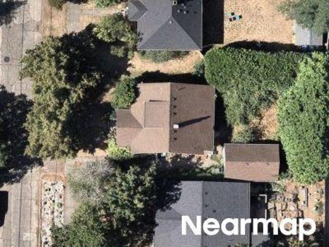 NE 81st Ave