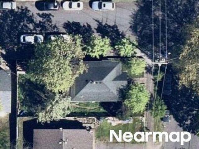 NE 9th Ave