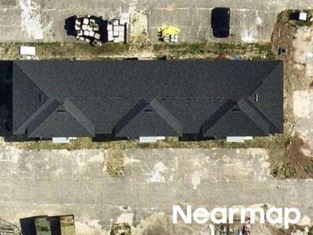 NE 10th Pl # 46