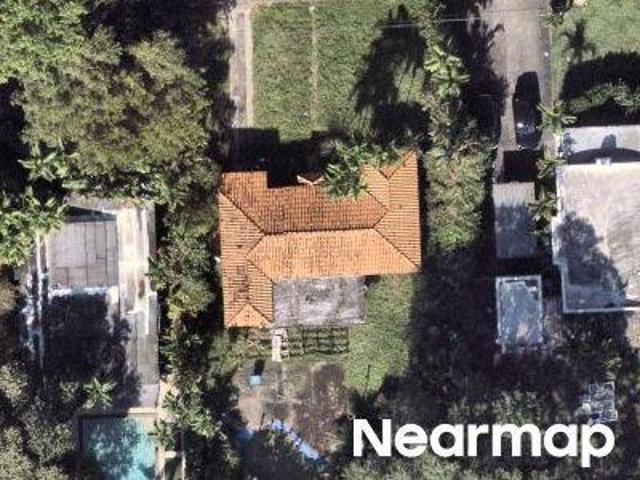 NE 117th St