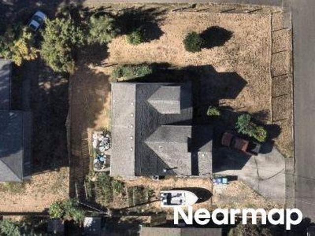 NE 122nd Ave
