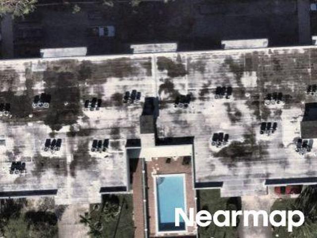 NE 123rd St