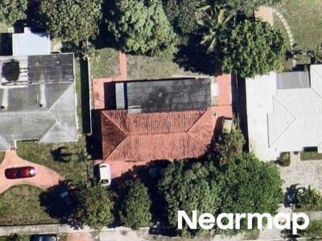NE 129th St